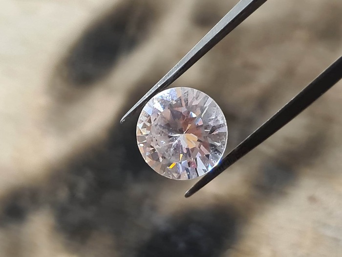 Diamant a Briliant - znáte rozdíl? Briliantové šperky od českého výrobce